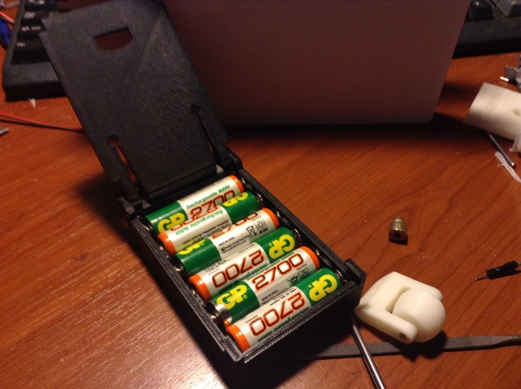 Free 3D file Battery holder・Design to download and 3D print・Cults